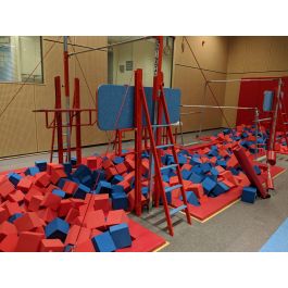 Height adjustable training high bar