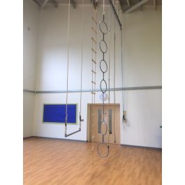 Overhead rope trackway