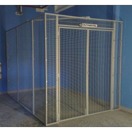 Fixed mesh storage cage