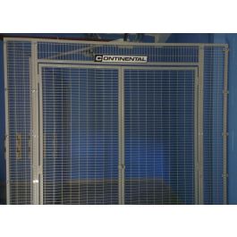 Fixed mesh storage cage