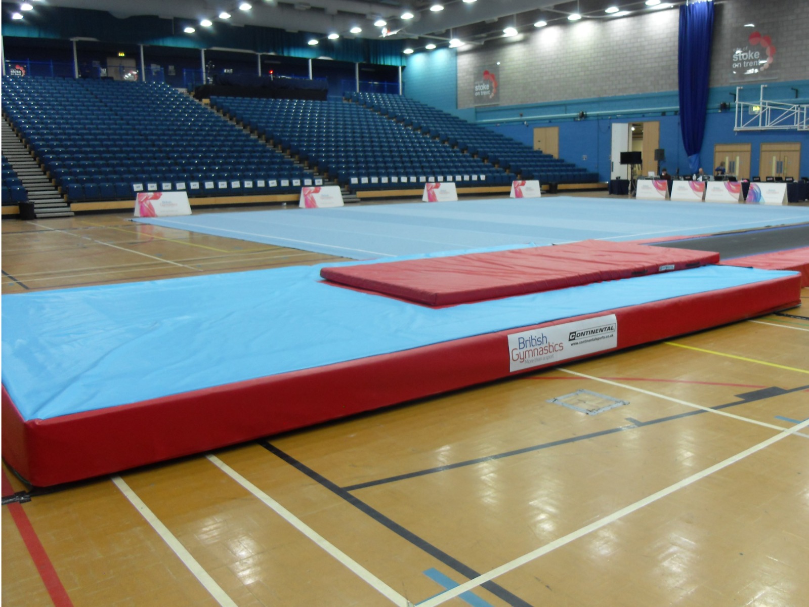 TeamGym tumble track